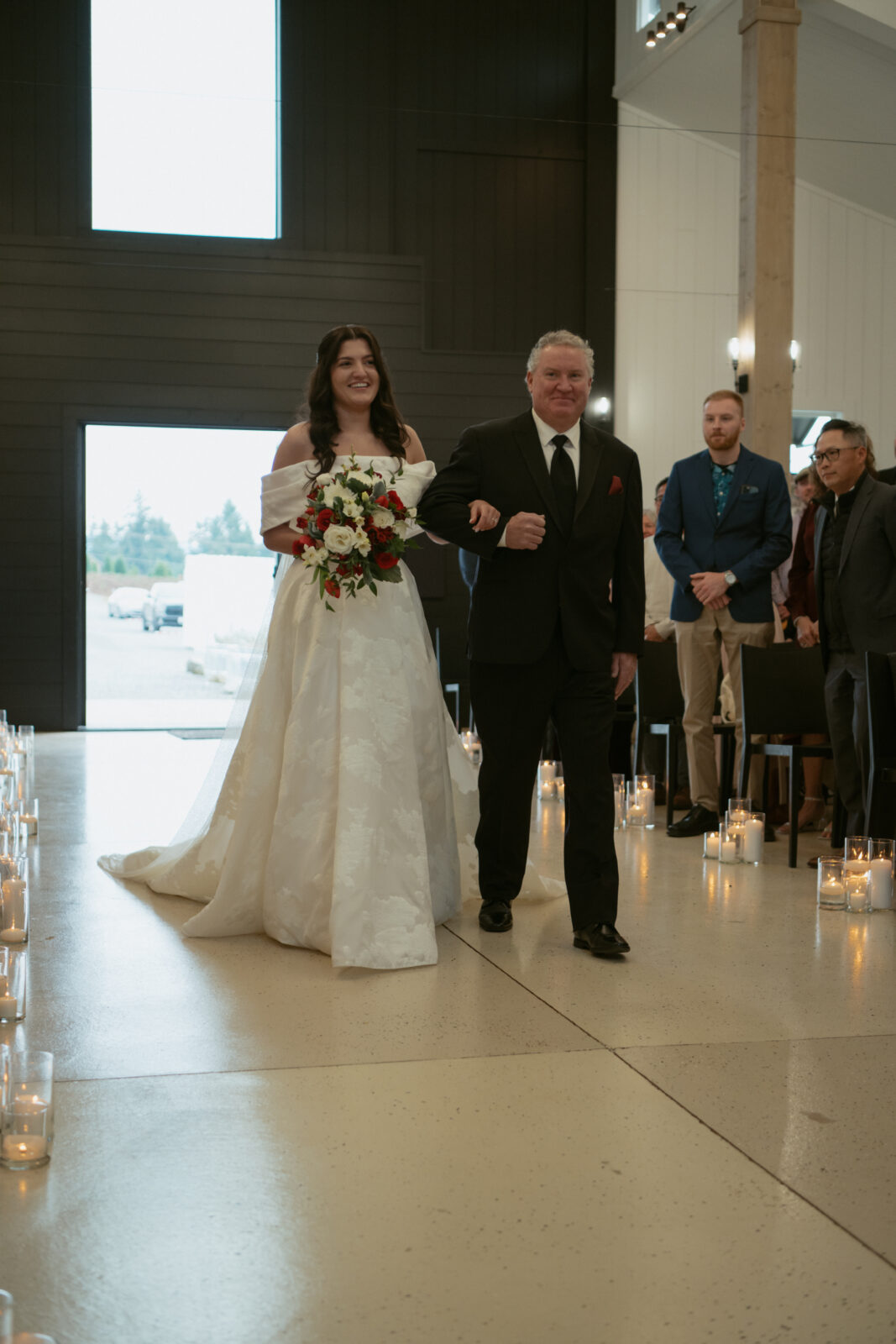 16 Oregon Wedding Venues That Are Actually As Magical As They Look ...