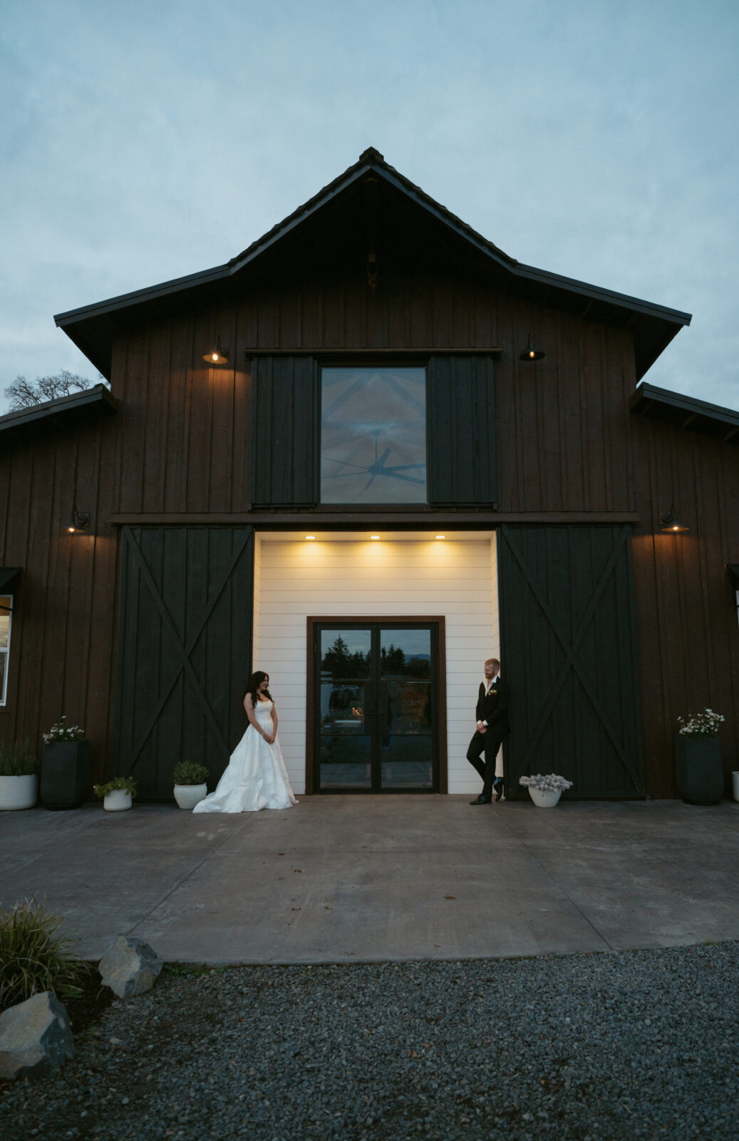 16 Oregon Wedding Venues That Are Actually As Magical As They Look ...