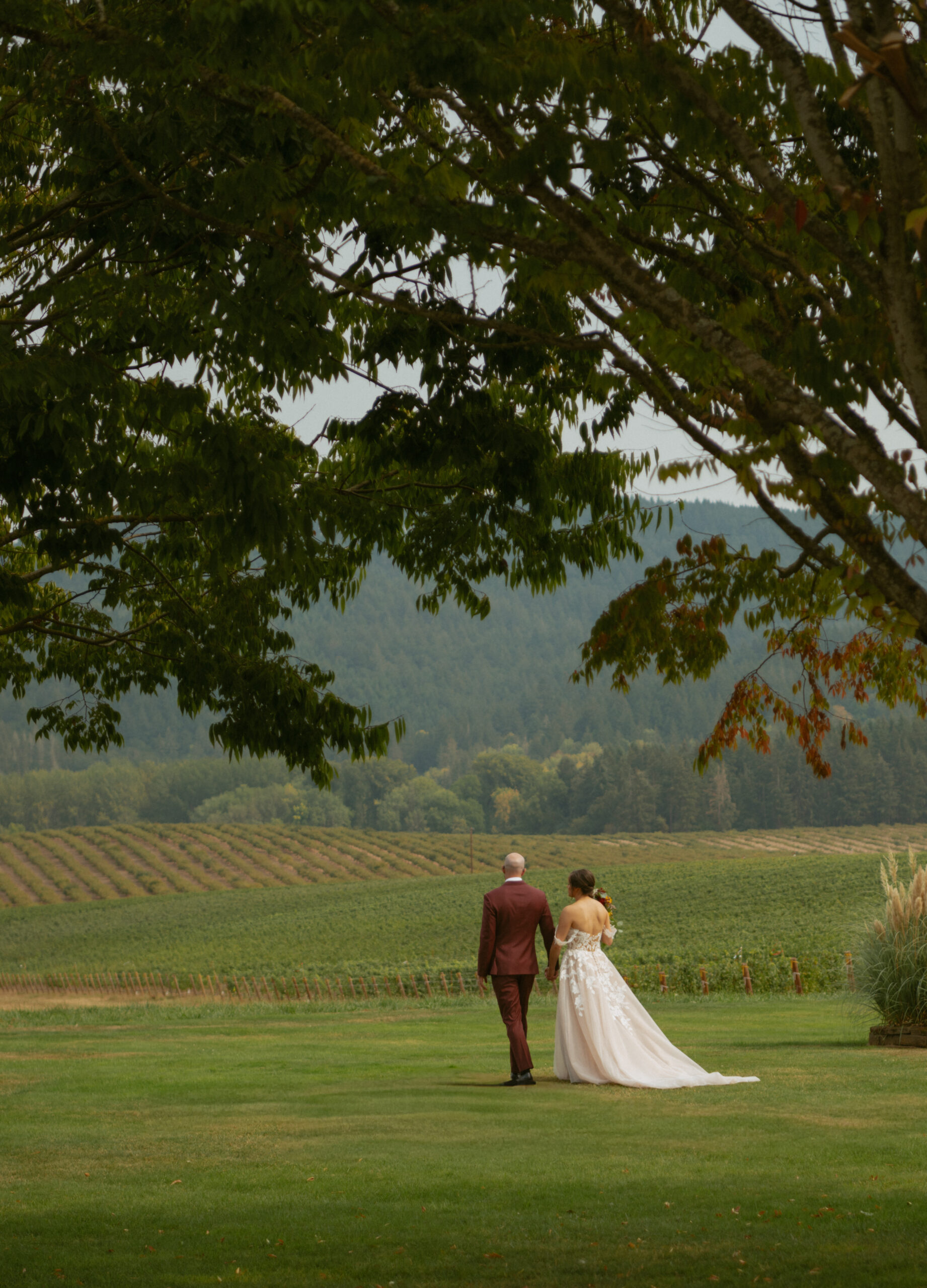 16 Oregon Wedding Venues That Are Actually As Magical As They Look ...